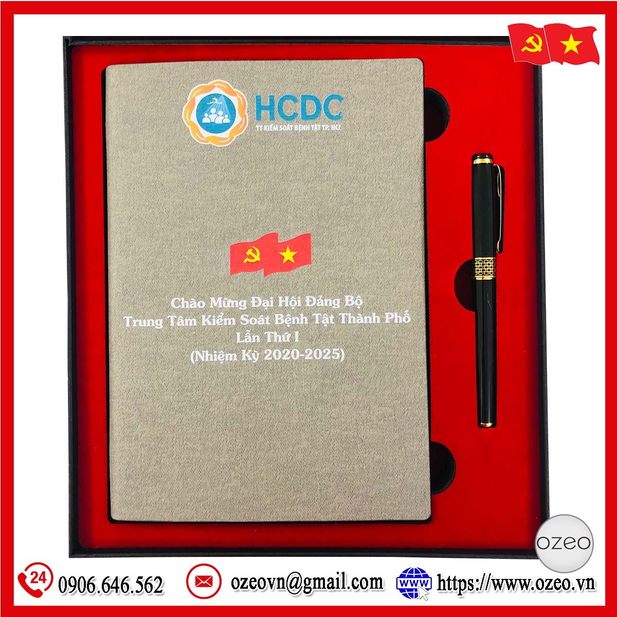 cac-mau-qua-tang-dai-hoi-dang-moi-nhat so tay bia da va but kim loai (5 ...